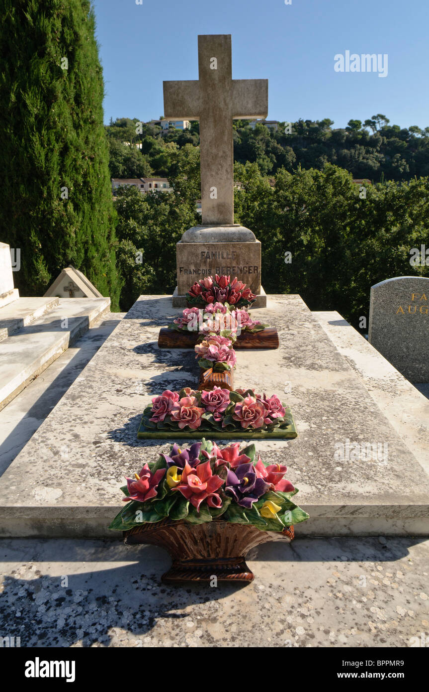 Remembering loved ones hi-res stock photography and images - Alamy