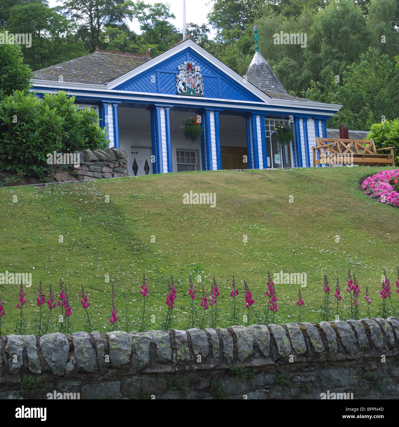 Saint ronans well hi-res stock photography and images - Alamy
