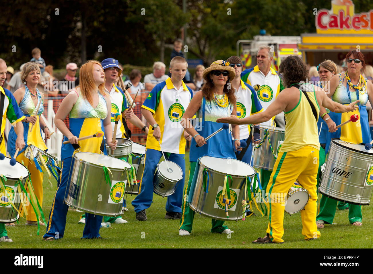Samba band hi-res stock photography and images - Alamy
