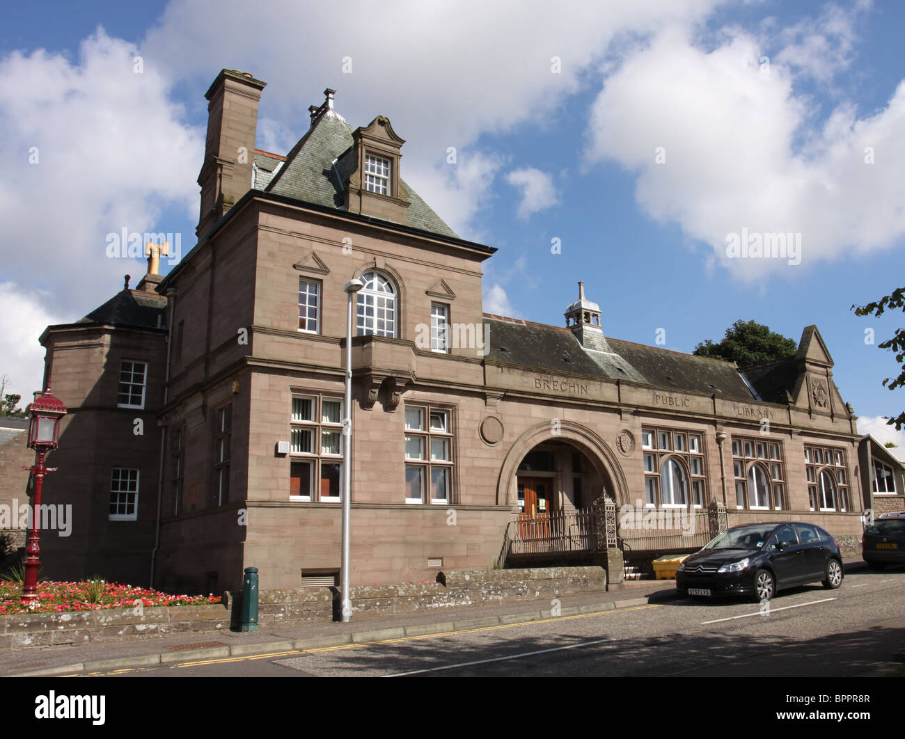 Angus library hi-res stock photography and images - Alamy