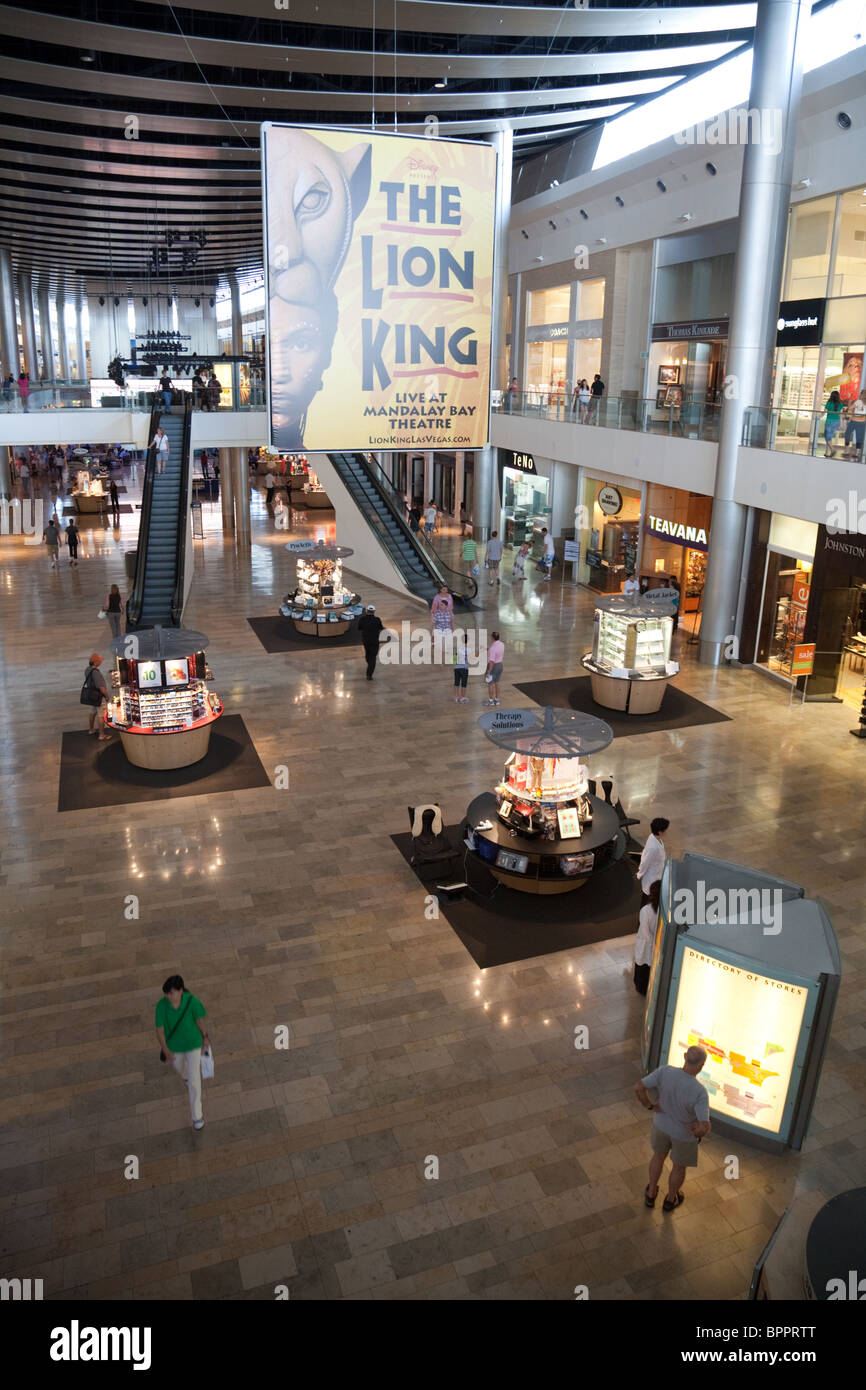 A view inside the Fashion Show Mall, Las Vegas Nevada USA Stock Photo ...