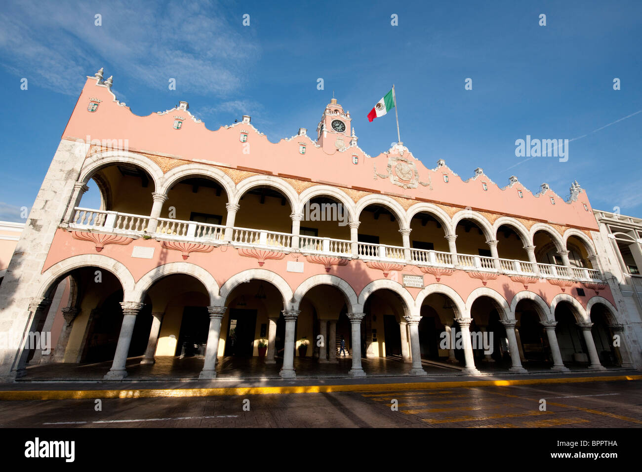 Palacio Municipal, Plaza Mayor, Merida, the Yucatan, Mexico Stock Photo ...