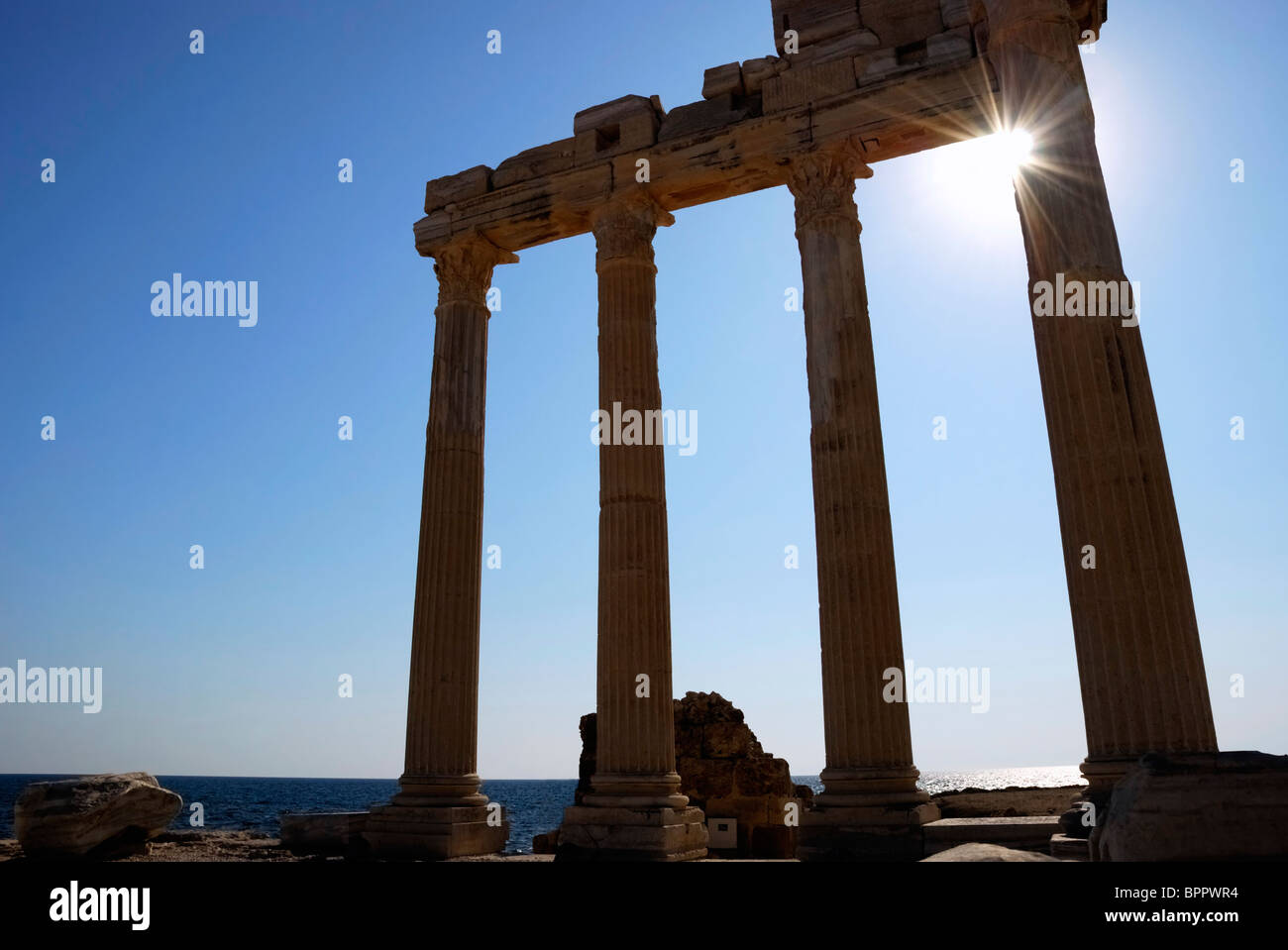 Ancient greek temple four hi-res stock photography and images - Alamy