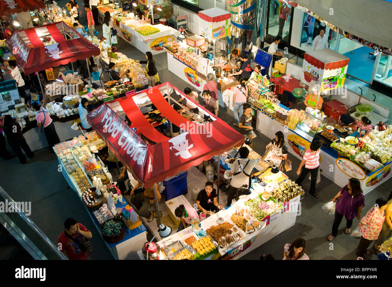 Silom Complex, Silom Road, Bangkok, Thailand Stock Photo - Alamy
