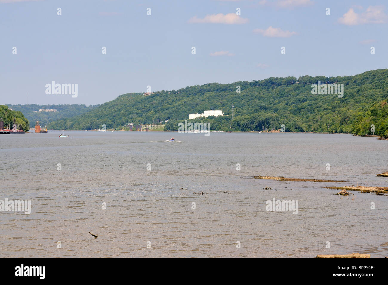 Flatboat river hi-res stock photography and images - Alamy