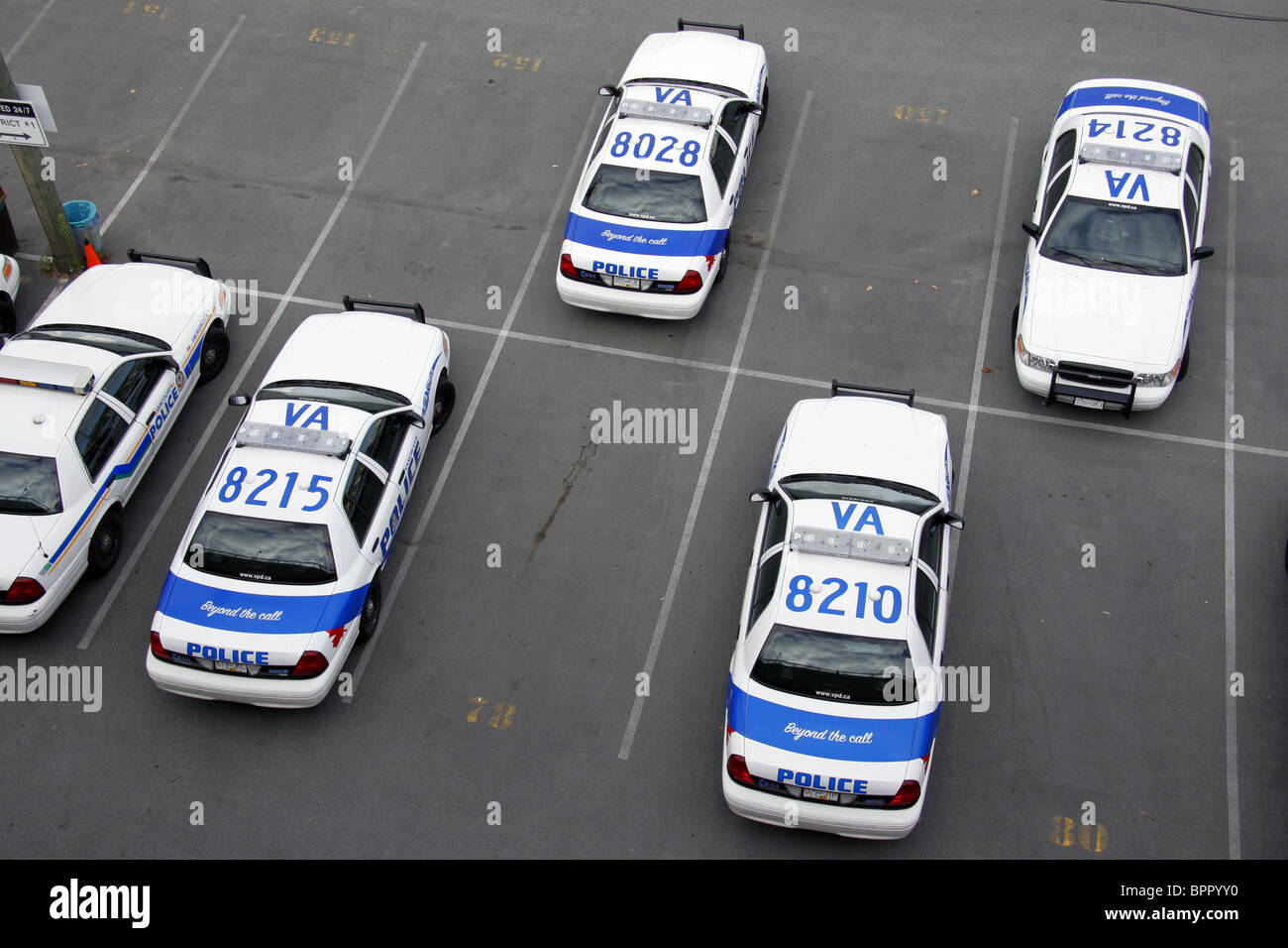 British police vehicles hi-res stock photography and images - Alamy
