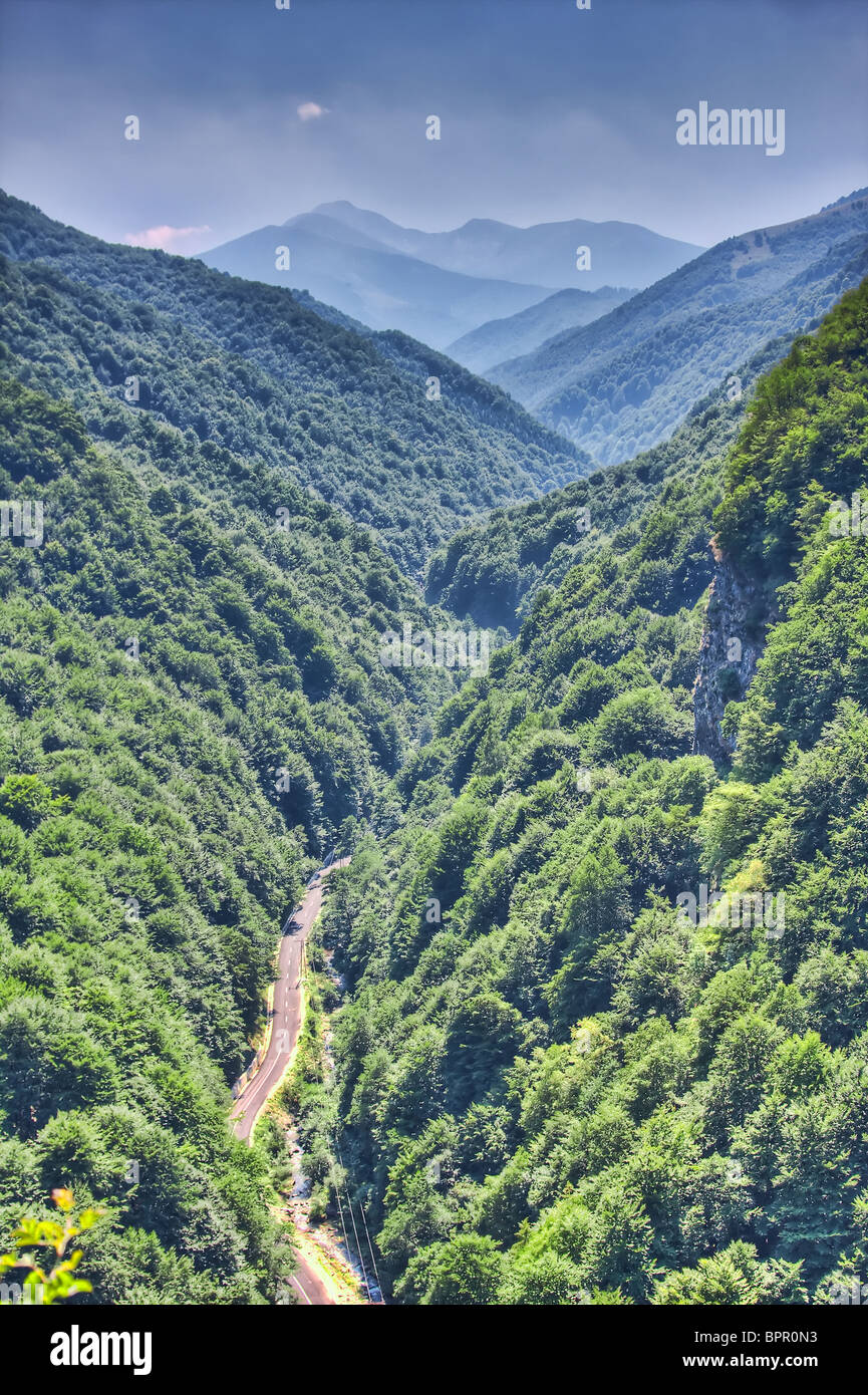 Rausor Valley landscape in Retezat Mountains, Romania Stock Photo - Alamy