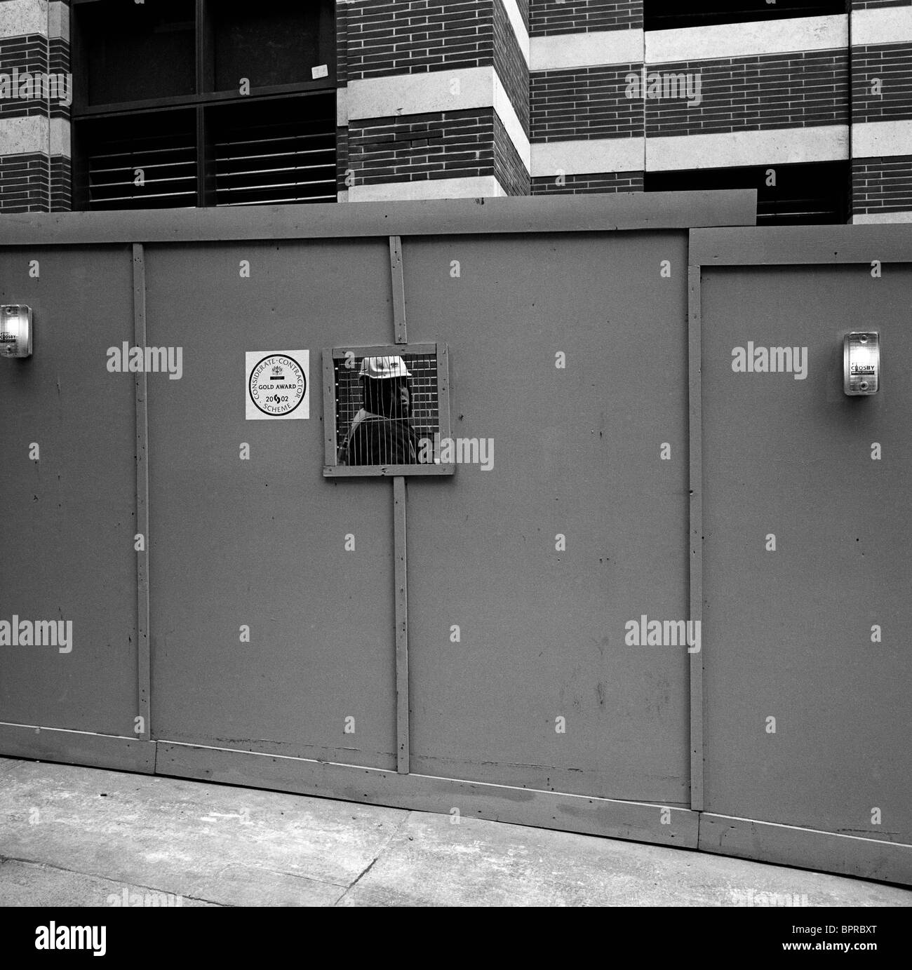 Construction site hoarding hi-res stock photography and images - Alamy