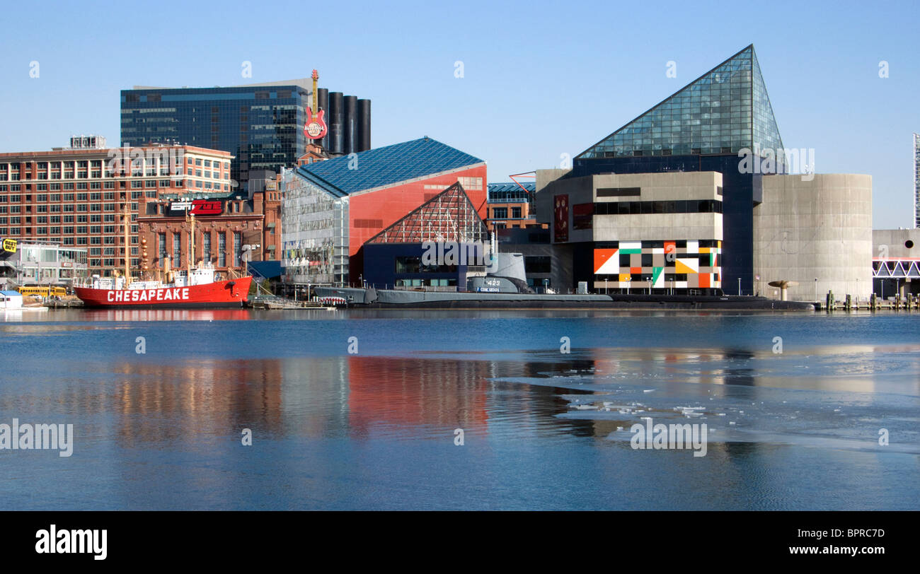 Baltimore inner harbor tourism hi-res stock photography and images - Alamy