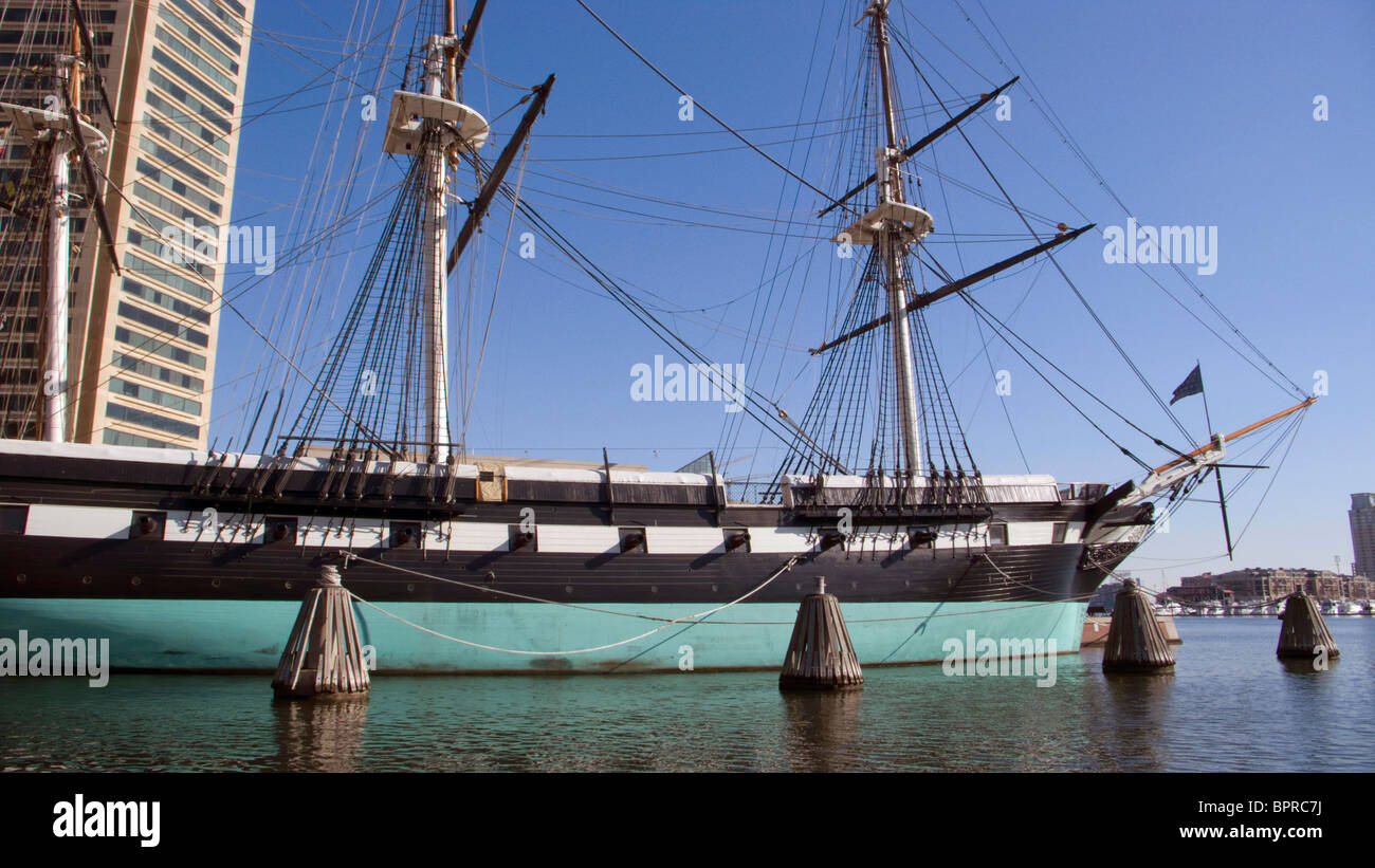 Baltimore inner harbor tourism hi-res stock photography and images - Alamy