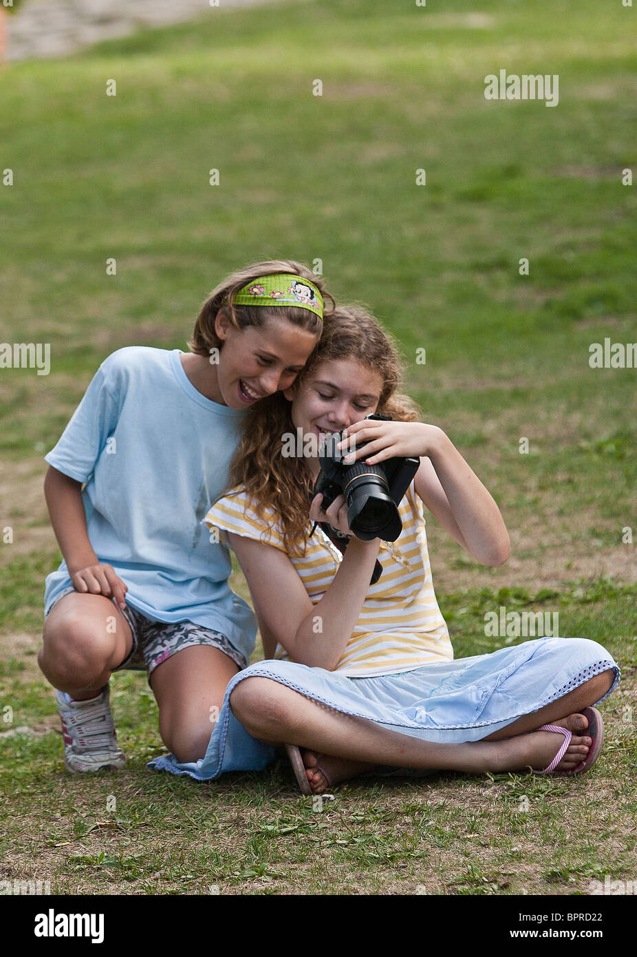 Children taking photographs High Resolution Stock Photography and ...