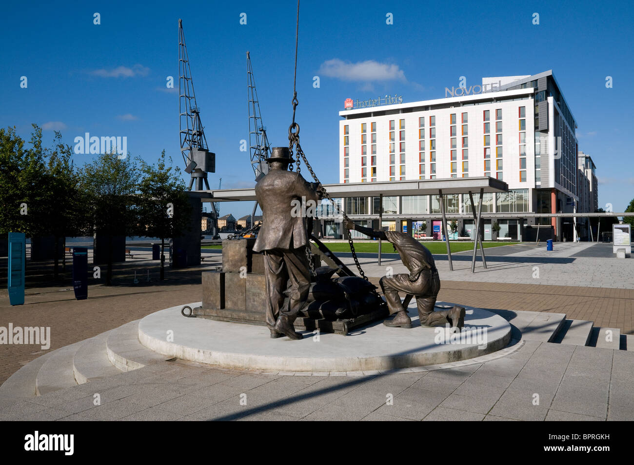 Excel building london hi-res stock photography and images - Alamy