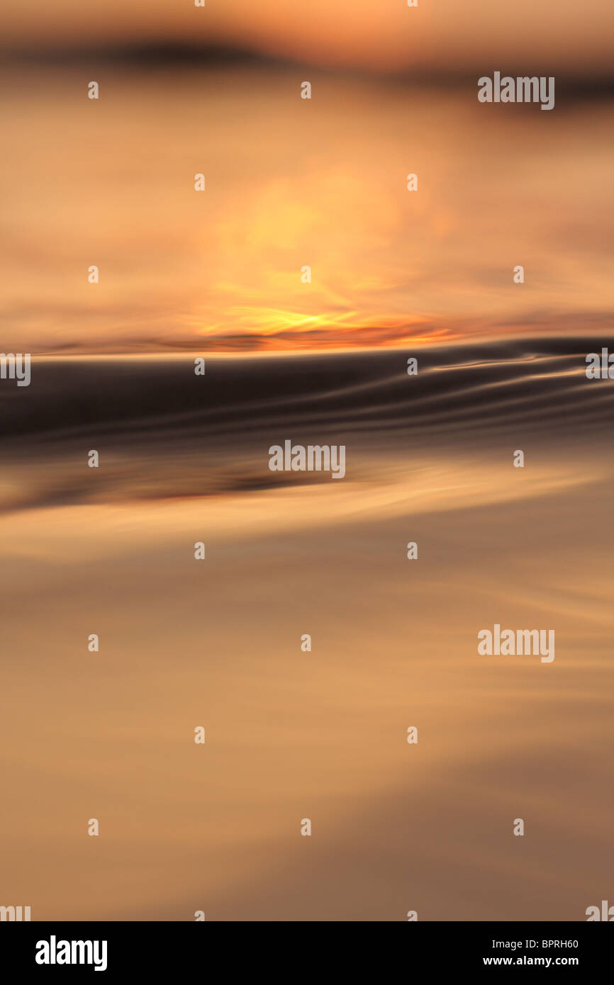 Set wave hi-res stock photography and images - Alamy