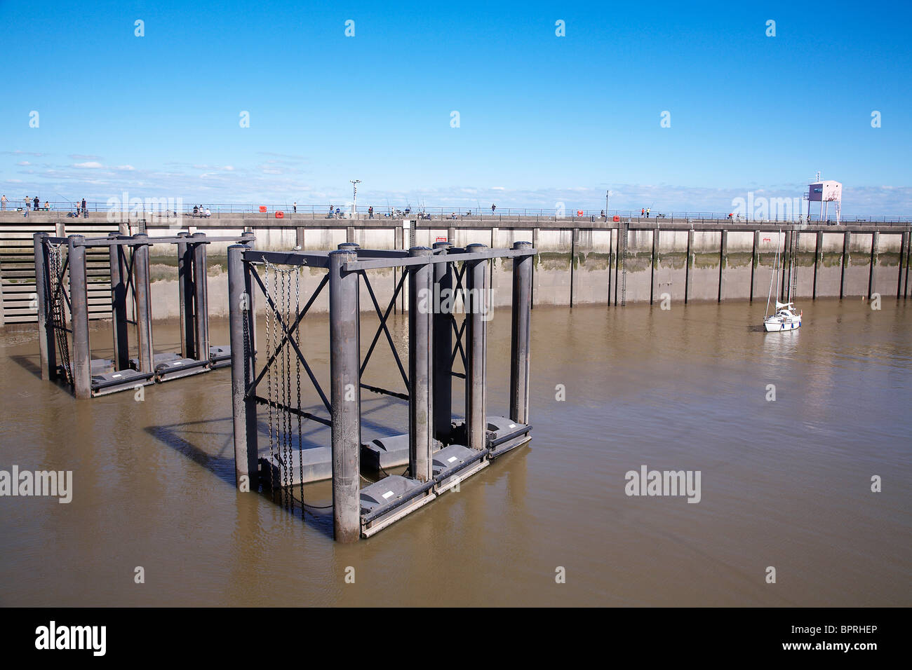 Entrance to docks hi-res stock photography and images - Alamy