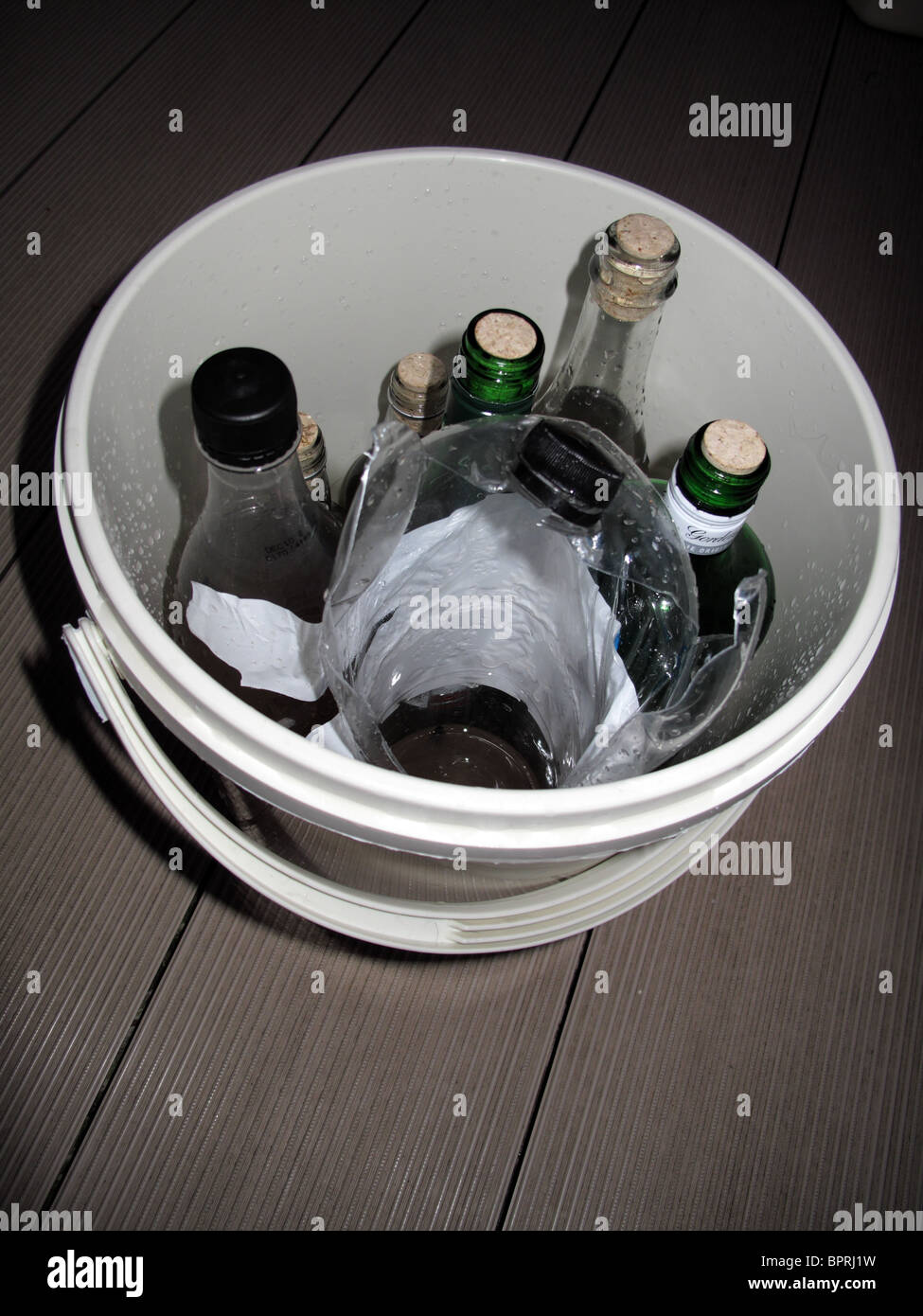 Exploded hi-res stock photography and images - Alamy