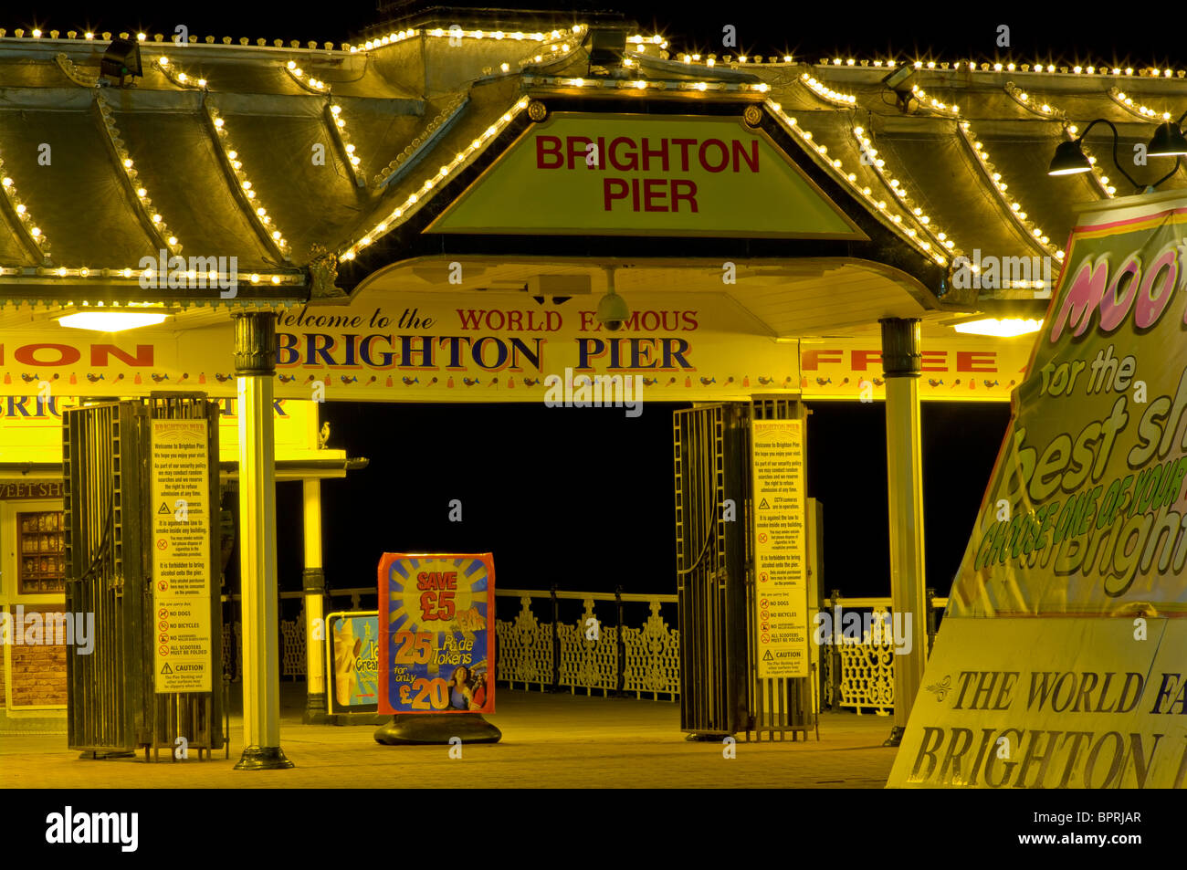 Brighton Night Time Stock Photos & Brighton Night Time Stock Images - Alamy