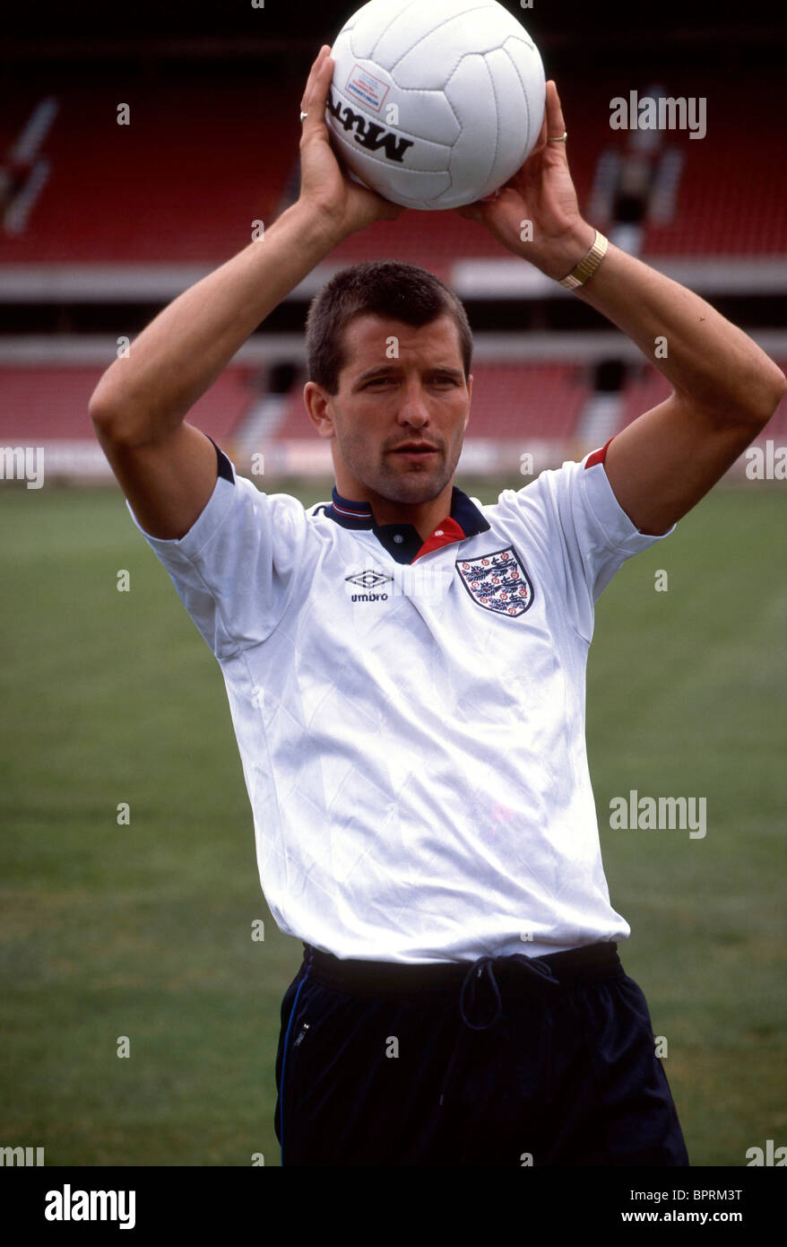Wolverhampton Wanderers FC player Steve Bull in England kit 1990 Stock ...