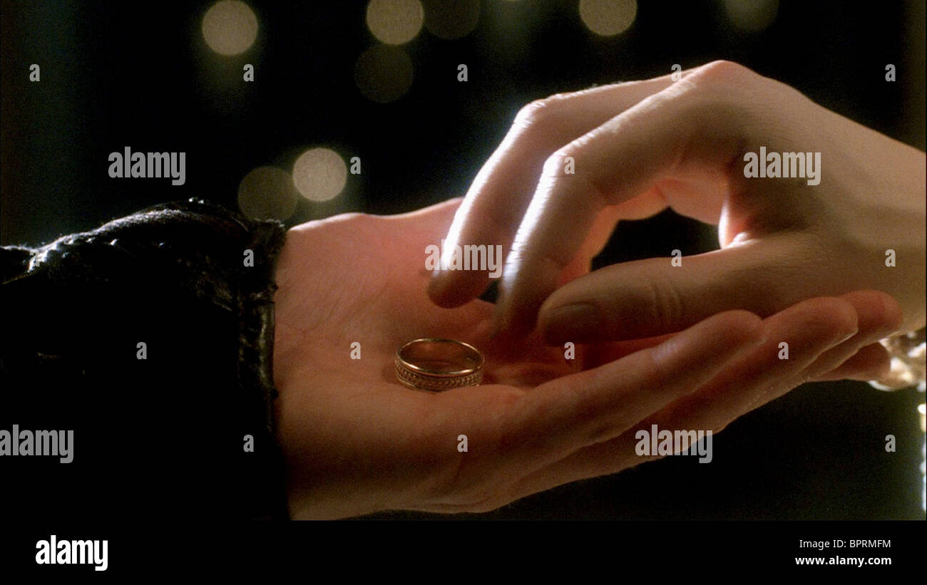 Rachel Weisz Hugh Jackman Fountain High Resolution Stock Photography ...