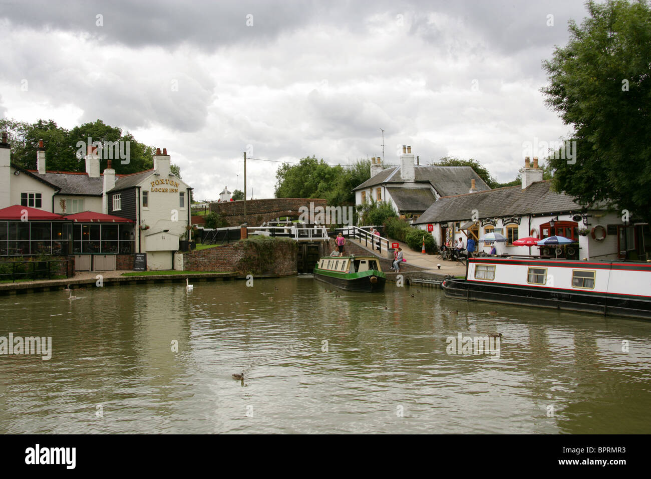 Foxton Locks and Inn, Leicestershire, UK Stock Photo - Alamy