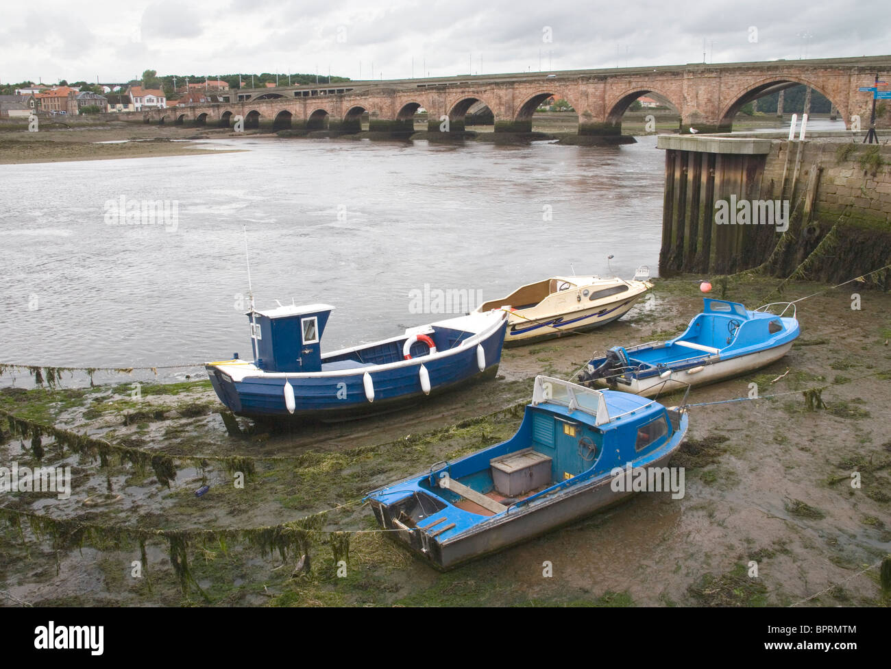 Berwick upon tweed coast hi-res stock photography and images - Alamy