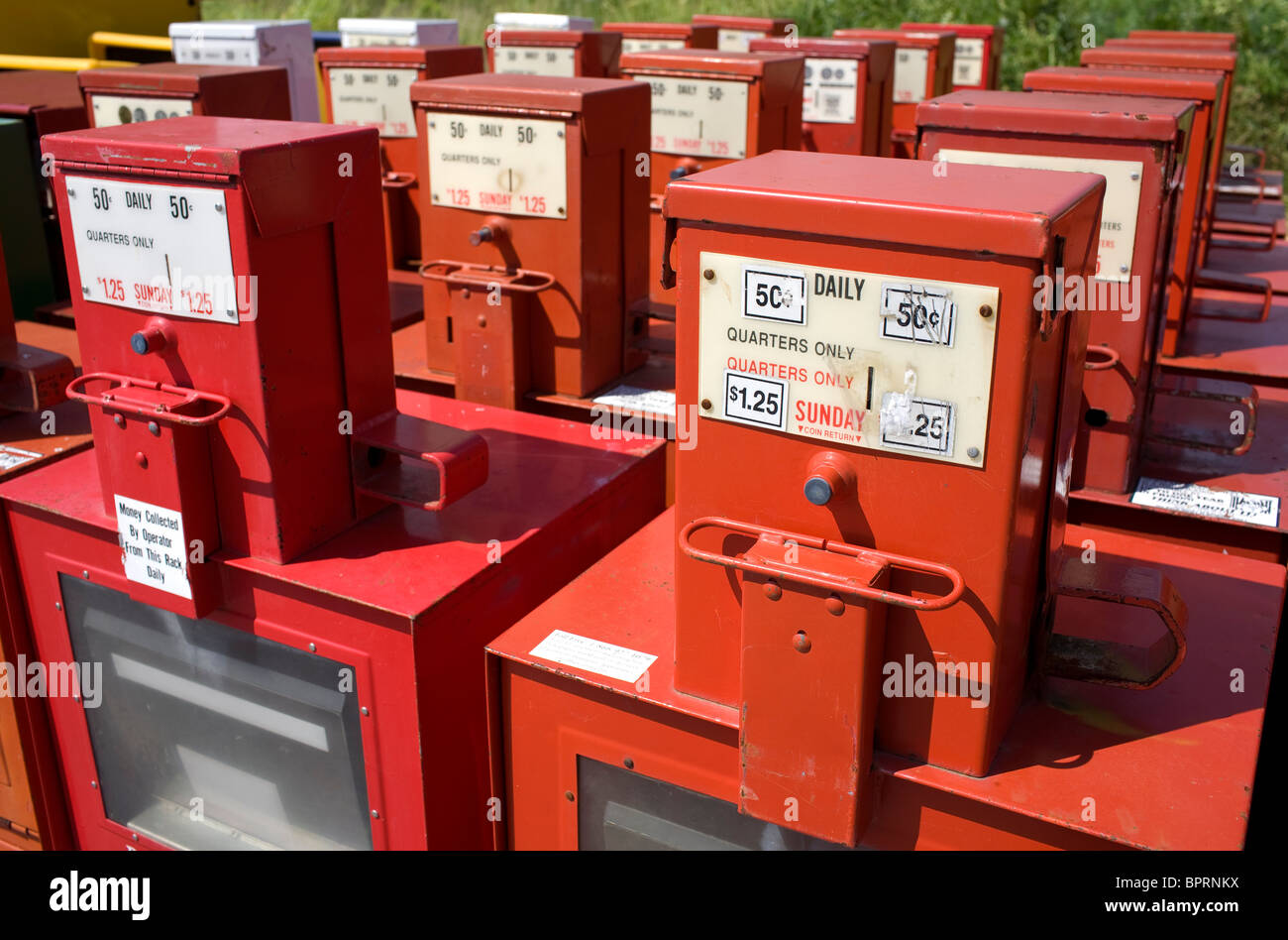 Newspaper vending boxes hi-res stock photography and images - Alamy