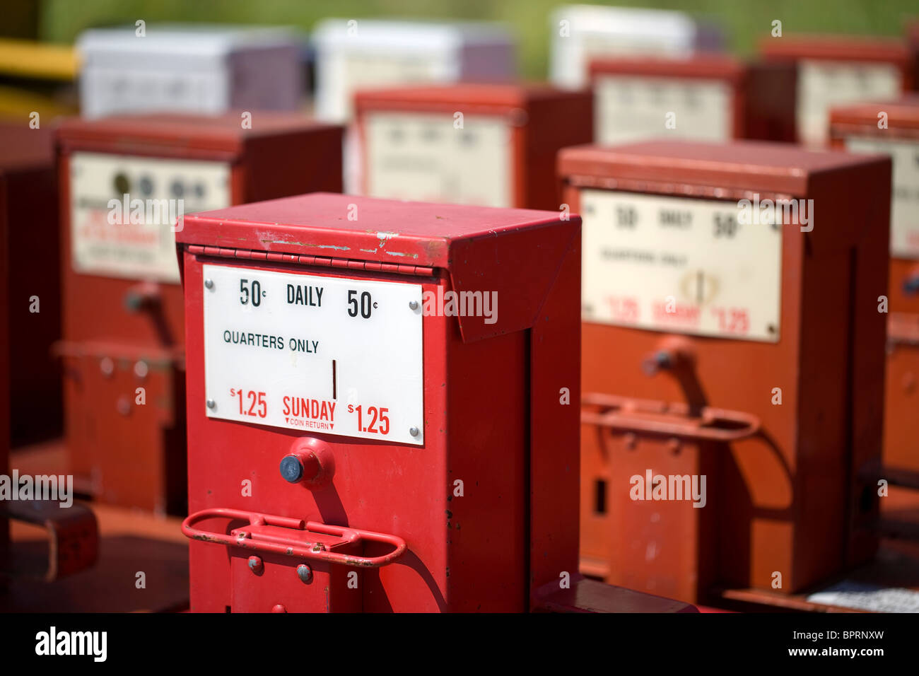Newspaper vending boxes hi-res stock photography and images - Alamy