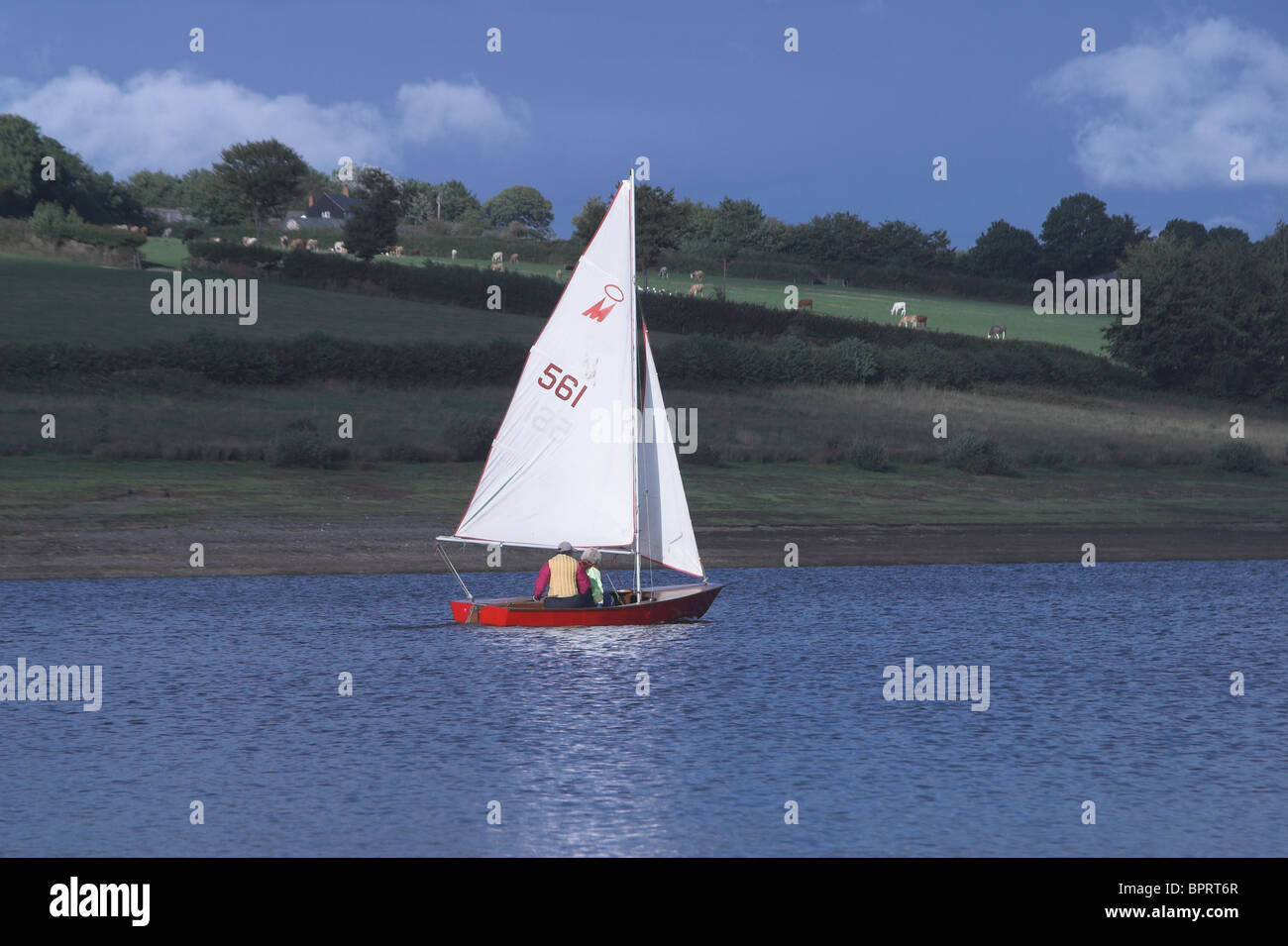 Sailing dinghy hi-res stock photography and images - Alamy