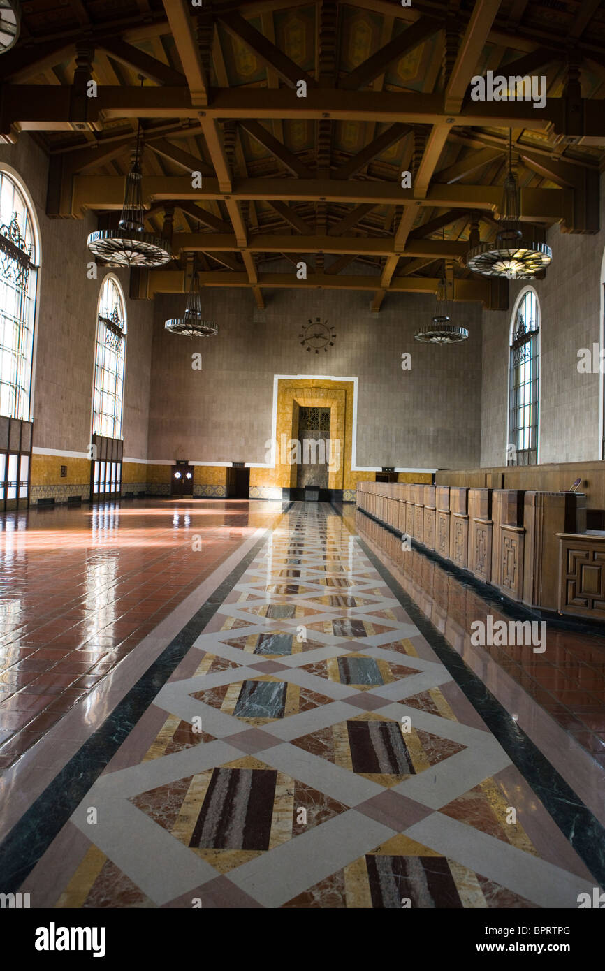 Art deco interior of left lobby, Los Angeles Union Station (LAUS ...