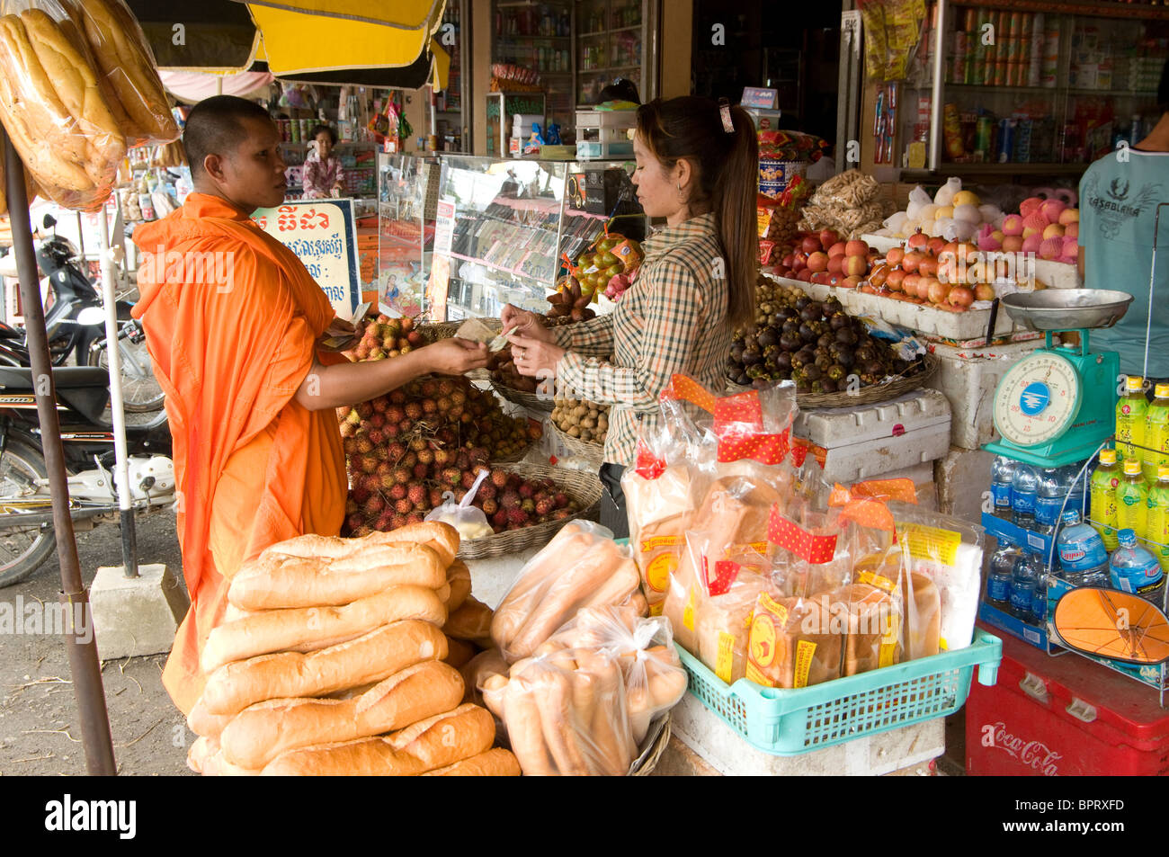 Cambodian grocery store hi-res stock photography and images - Alamy