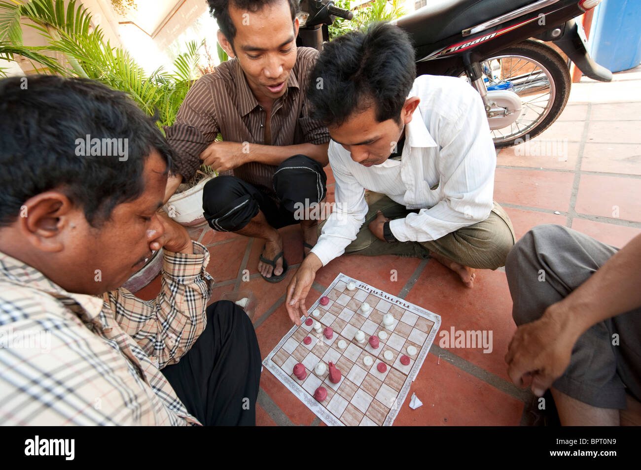 Cambodia khmer hi-res stock photography and images - Alamy