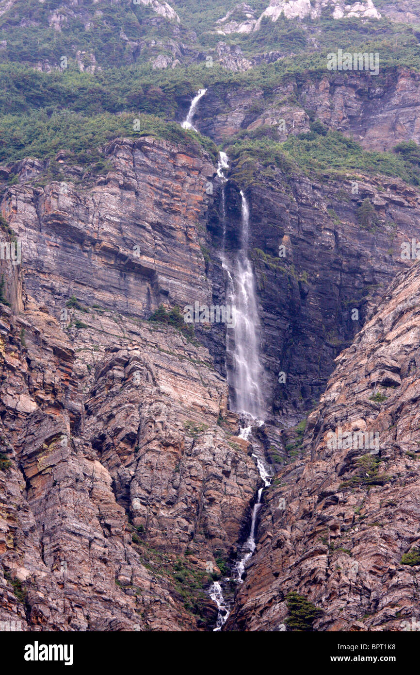 Waterfall glacier national park hi-res stock photography and images - Alamy