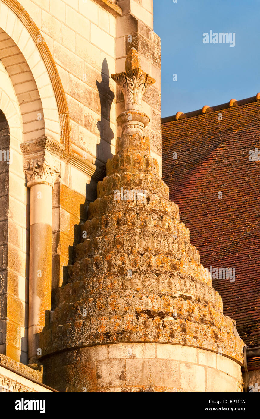 Decorative stone arch hi-res stock photography and images - Alamy