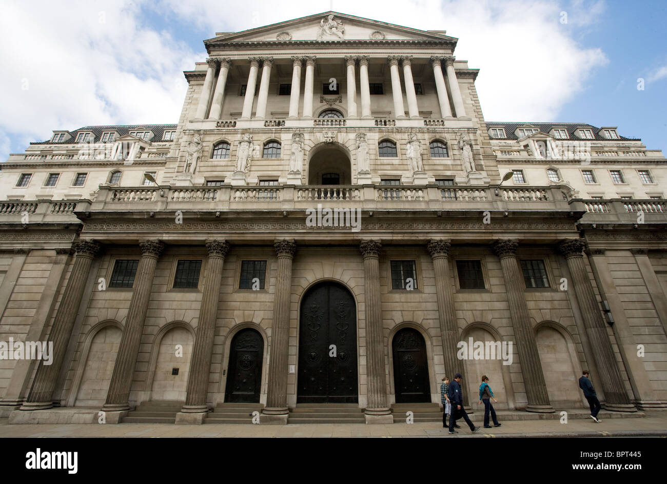 The Bank of England building, London UK Stock Photo - Alamy