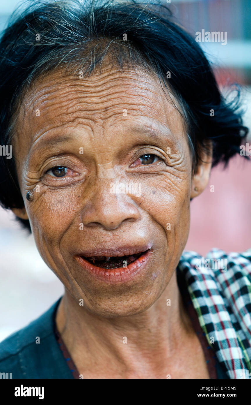 Cambodian khmer woman portrait hi-res stock photography and images - Alamy