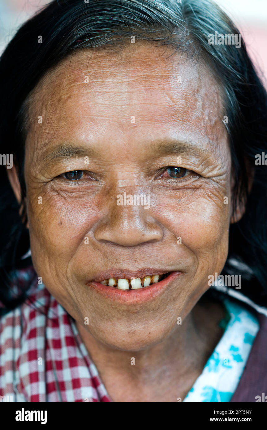 Cambodian khmer woman portrait hi-res stock photography and images - Alamy