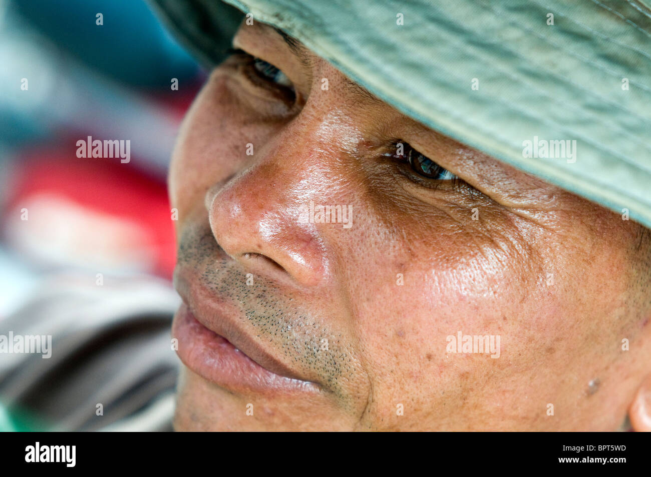 Cambodian man working hi-res stock photography and images - Alamy