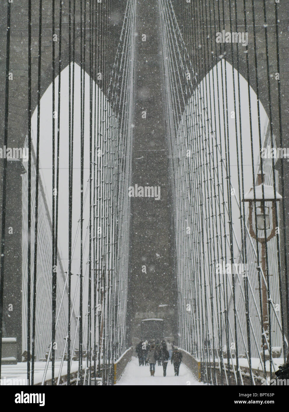 Brooklyn Bridge snow storm Stock Photo - Alamy