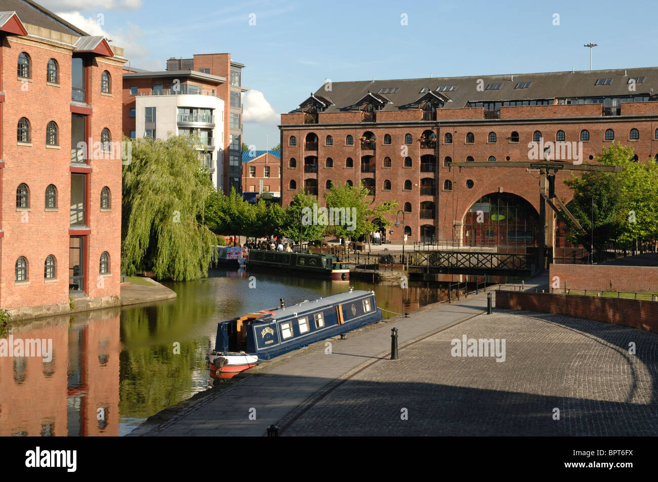 Manchester Castlefield canal basin on a sunny summers day Stock Photo ...