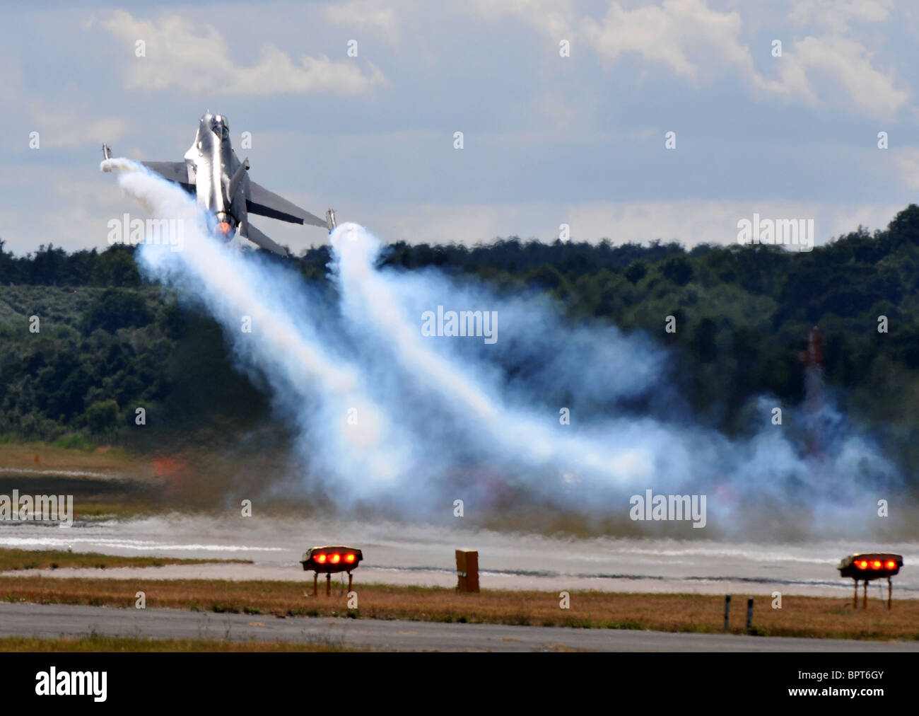 Lockheed F-16C Falcon jet fighter, F16, F-16 Stock Photo - Alamy
