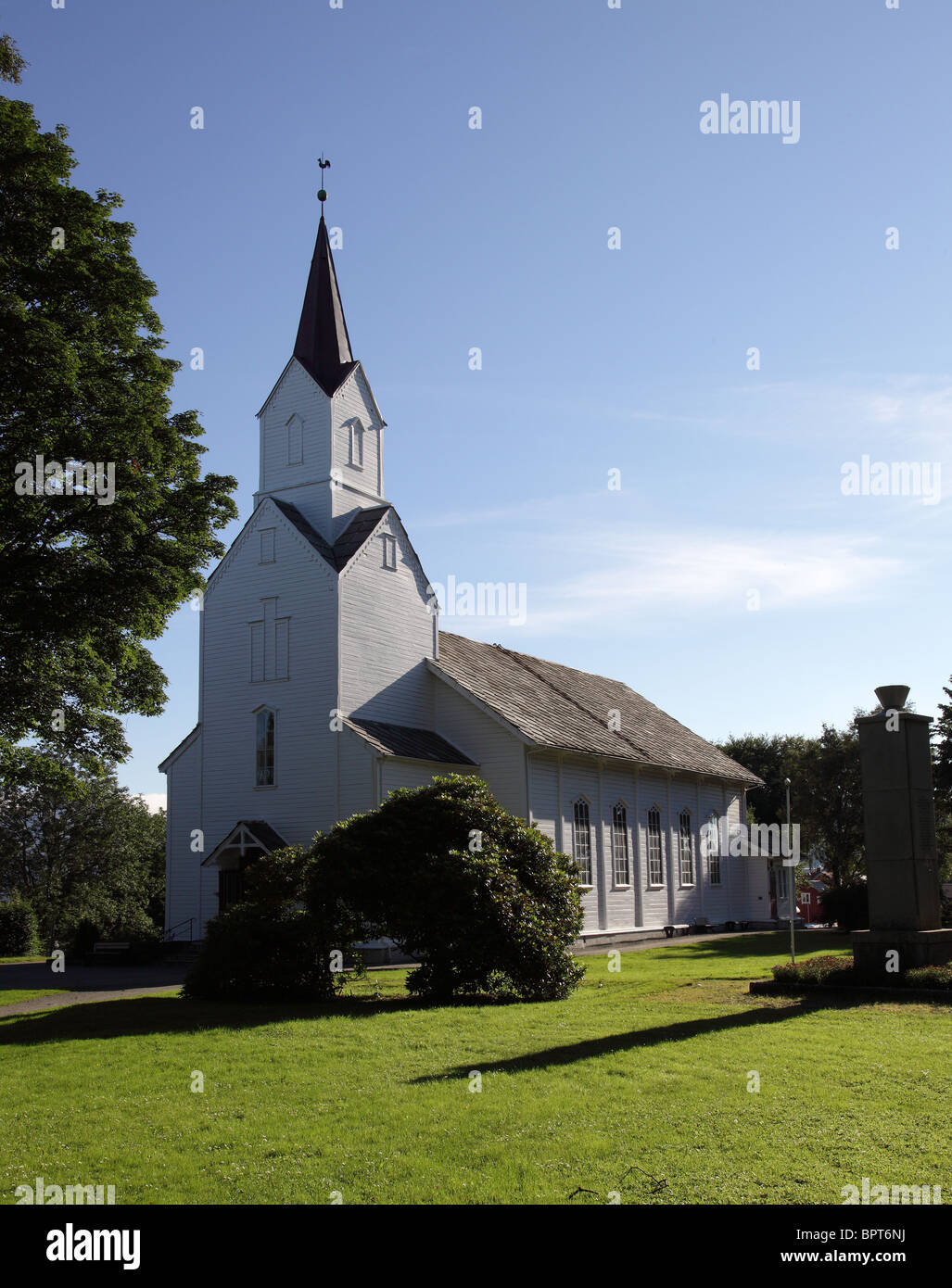 FLORO CHURCH. FLORO. NORWAY. SCANDANAVIA Stock Photo - Alamy