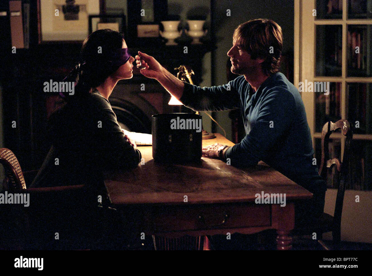 Catherine Zeta Jones And Aaron Eckhart High Resolution Stock ...