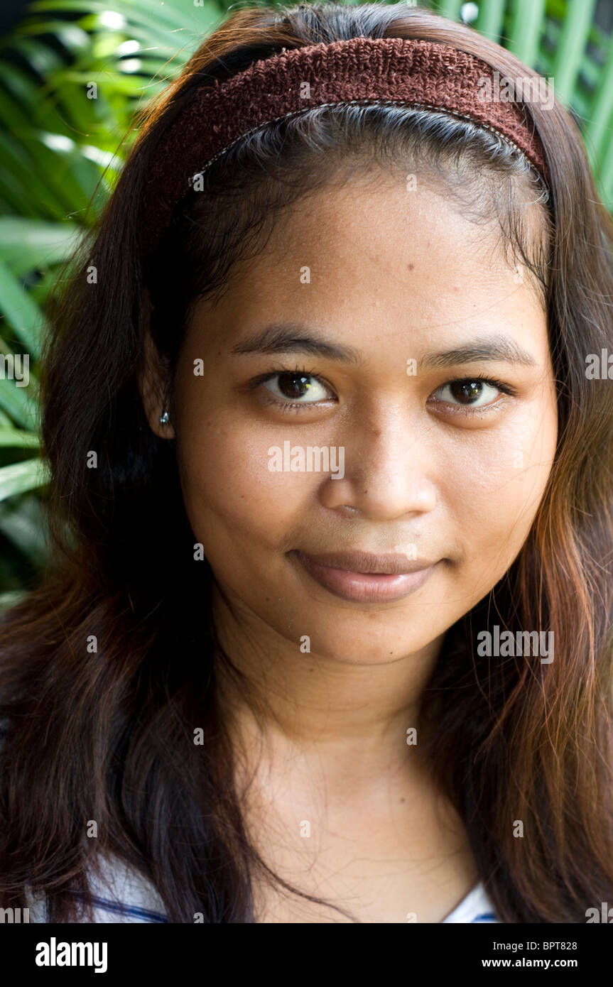 Young Woman, Phnom Penh, Cambodia Stock Photo - Alamy