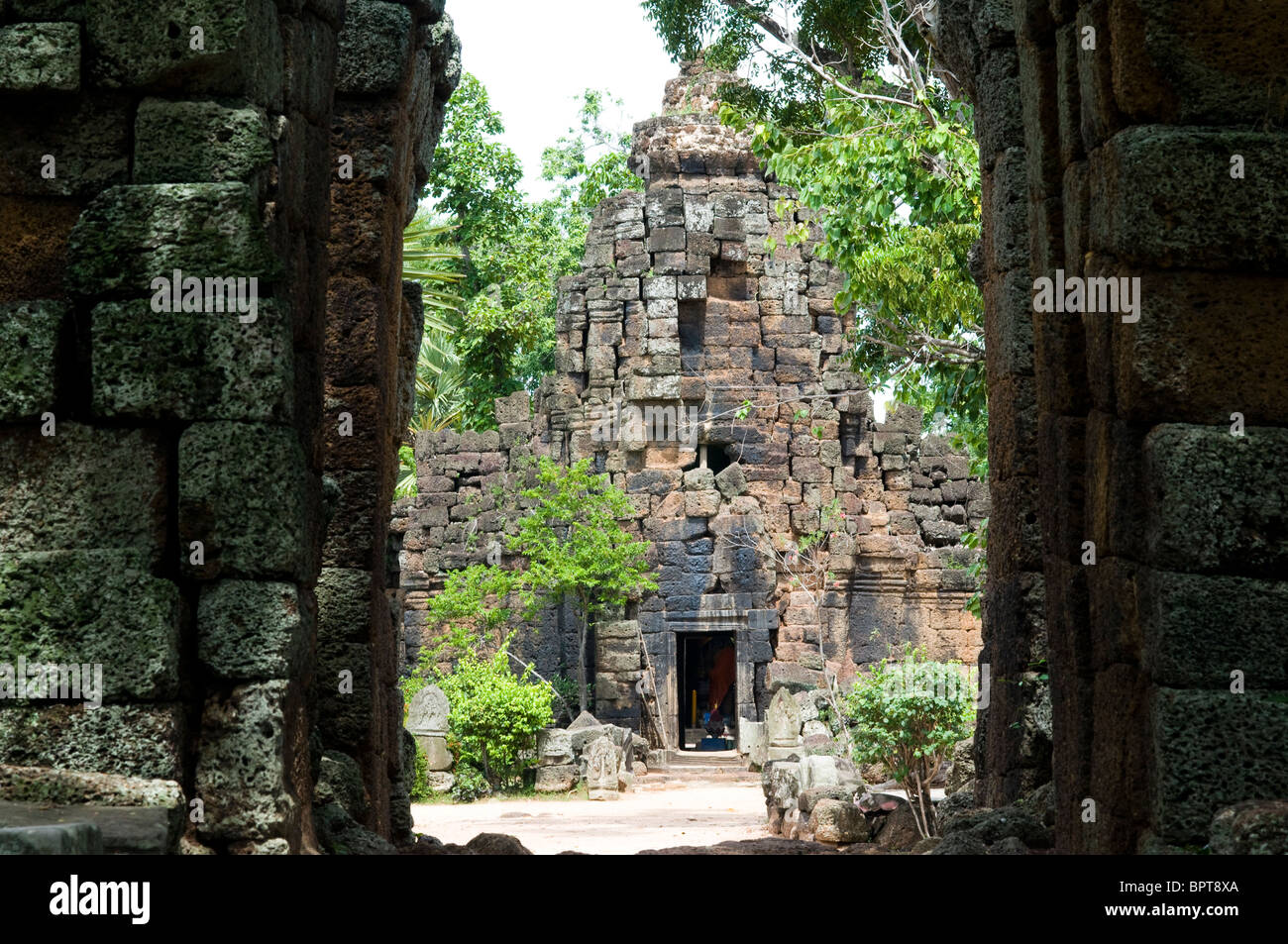 Ta Prohm temple ruins, Tonle Bati, Takeo, Cambodia Stock Photo - Alamy