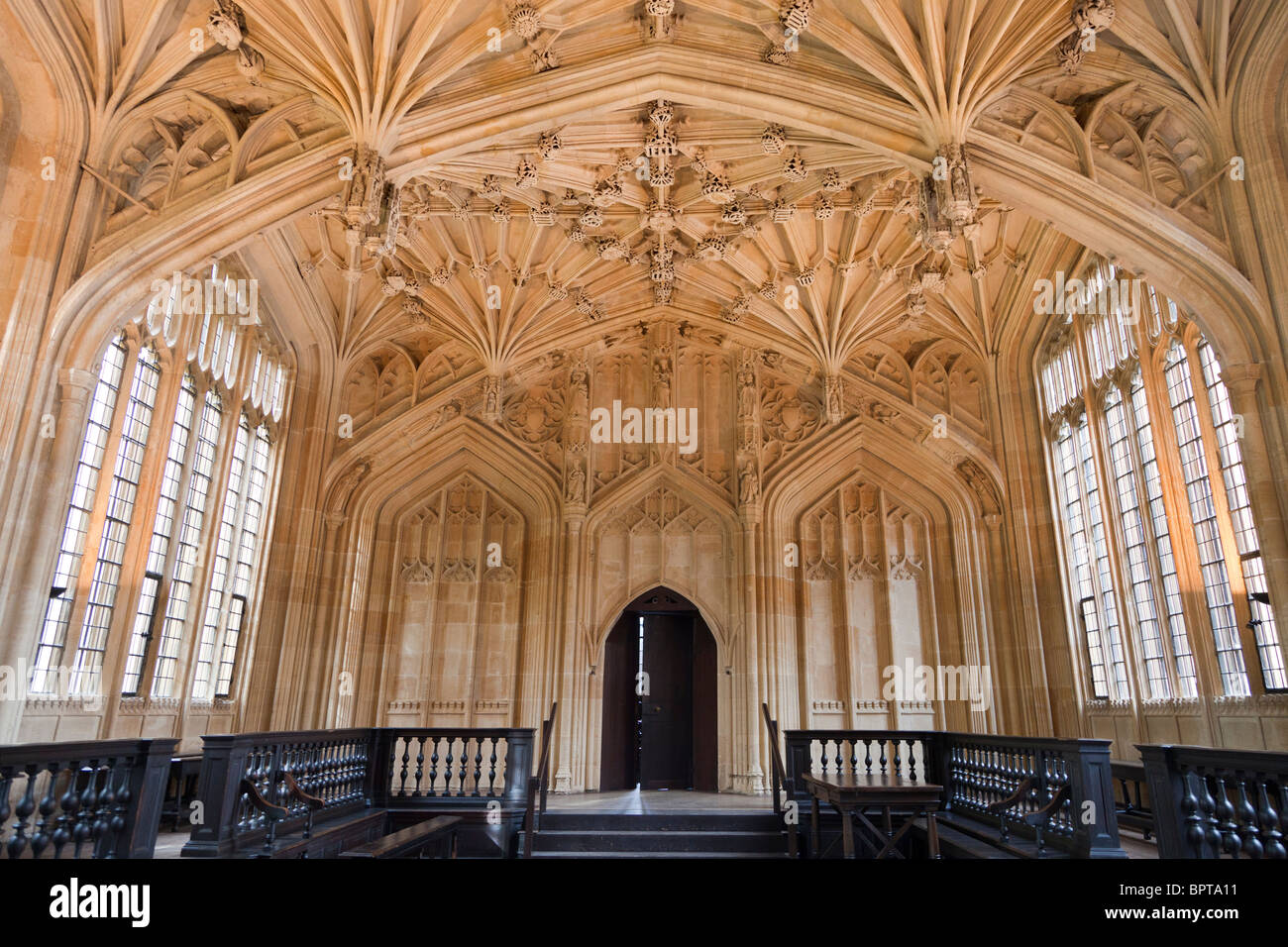 Vaulted ceiling door hi-res stock photography and images - Alamy