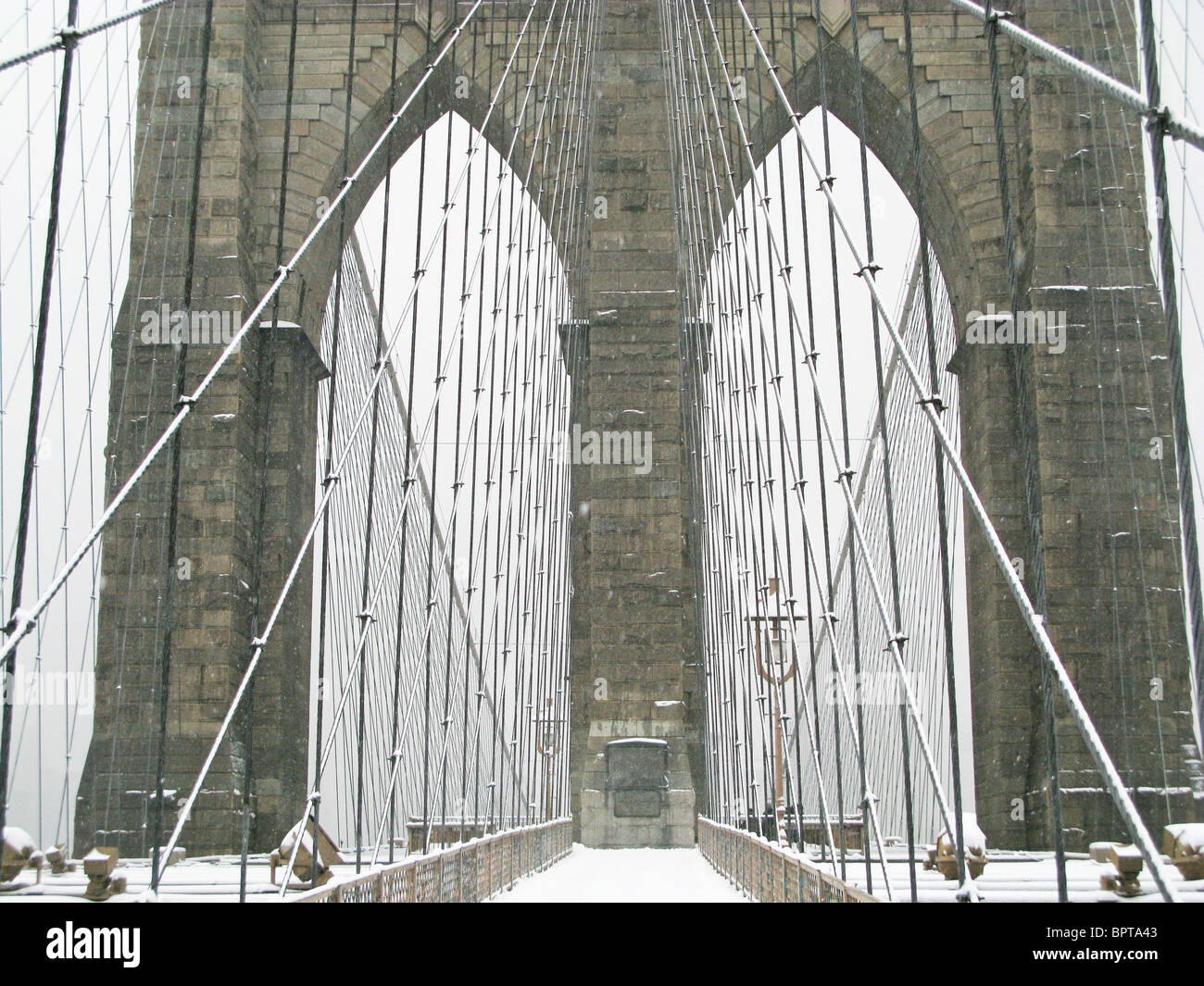 Snow plow bridge hi-res stock photography and images - Alamy