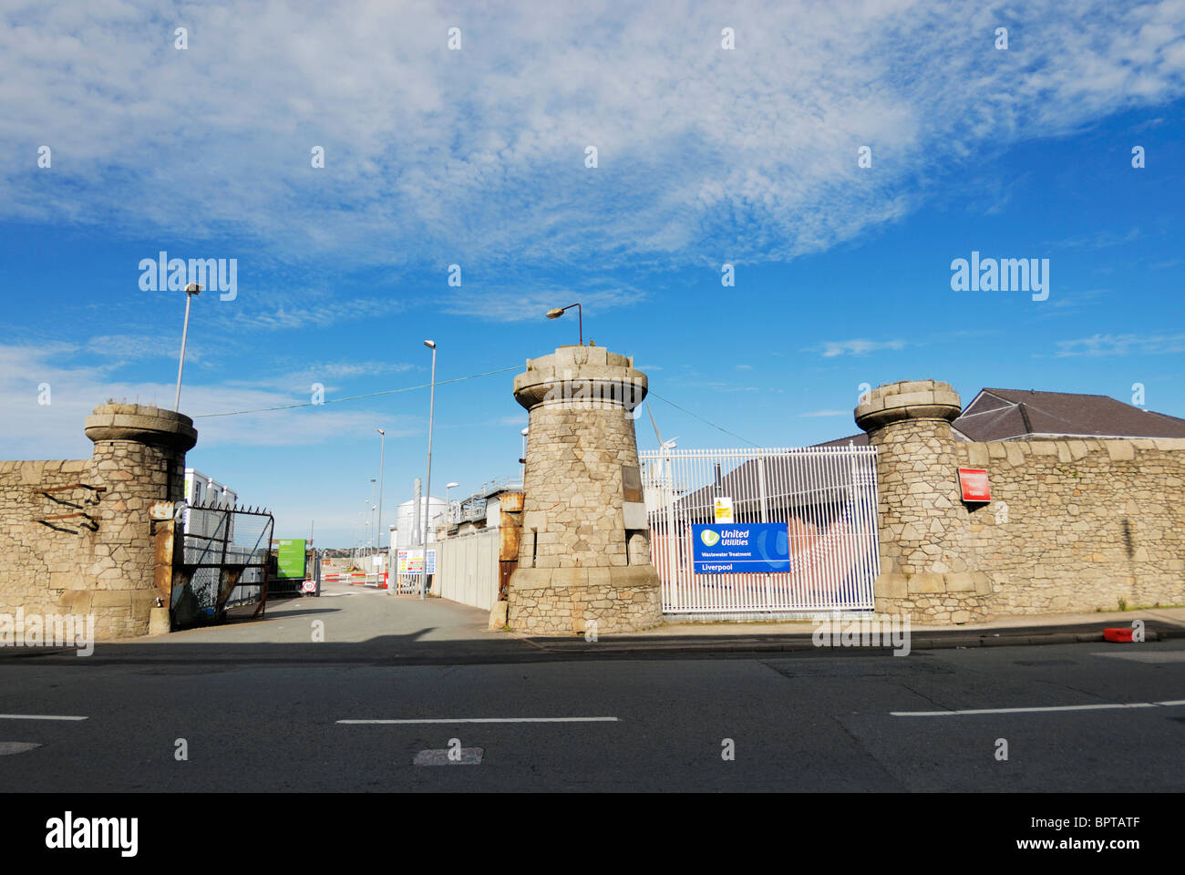 Regent road liverpool docks hi-res stock photography and images - Alamy