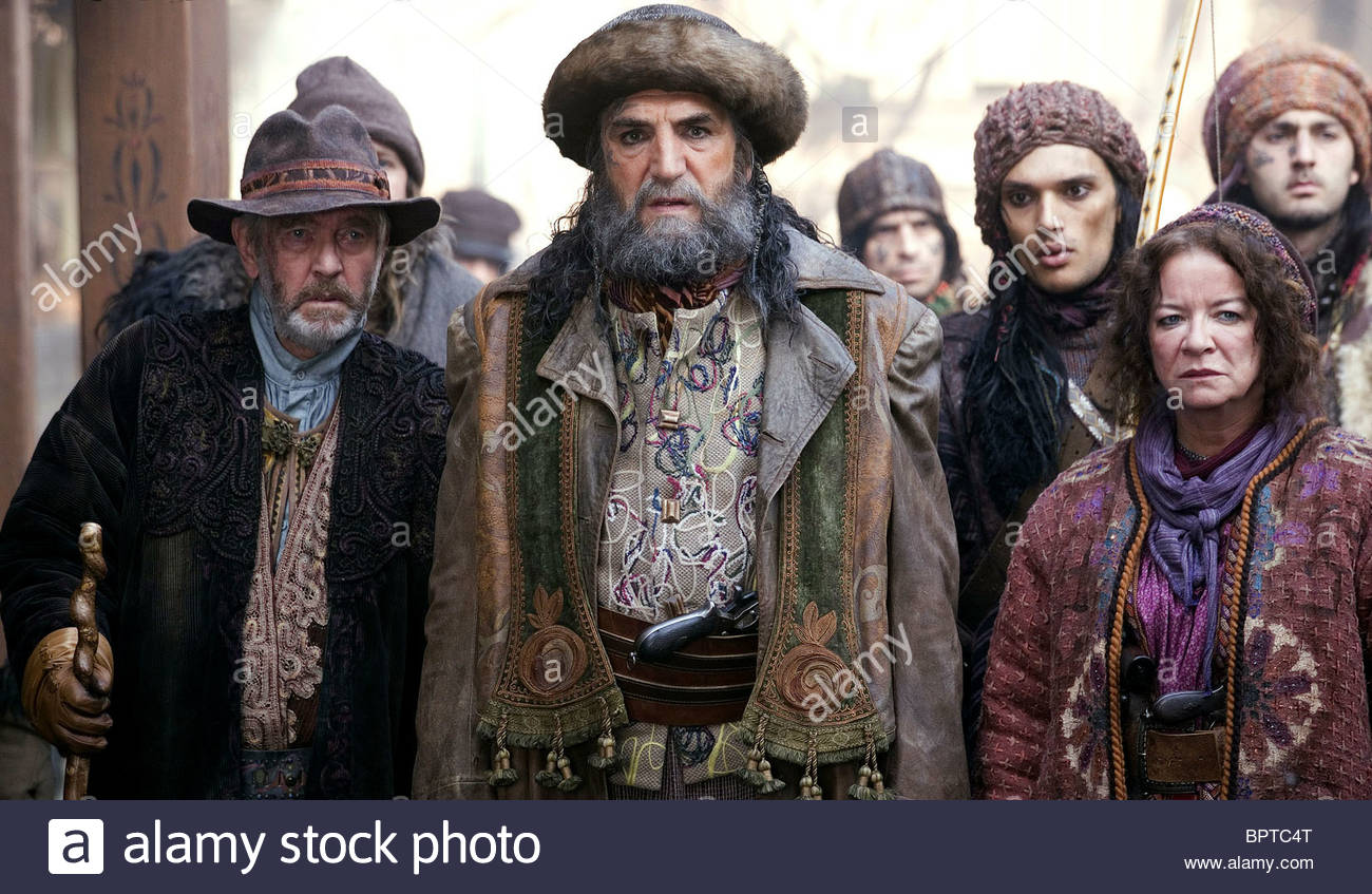 Jim Carter Stock Photos & Jim Carter Stock Images - Alamy