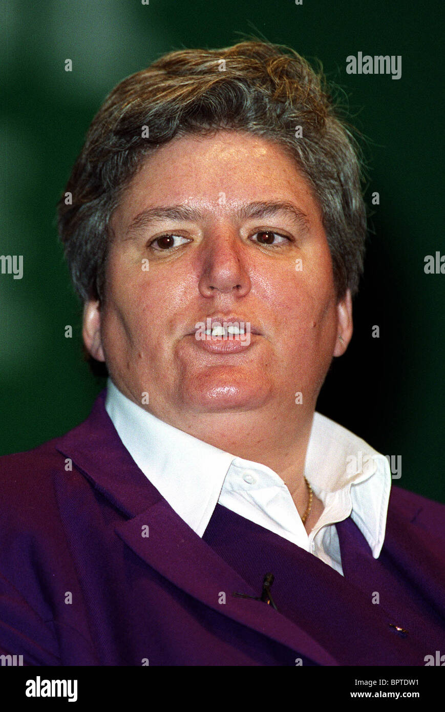 WANDA GOLDWAG JOINT MAN. DIRECTOR AIR MILES 25 April 2000 Stock Photo ...