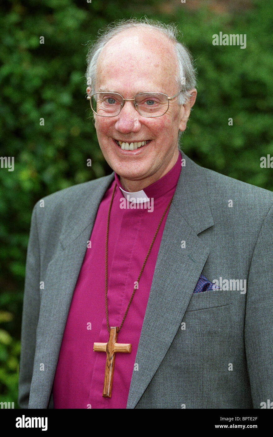RT REV MICHAEL TURNBULL BISHOP OF DURHAM 09 July 2000 YORK Stock Photo ...