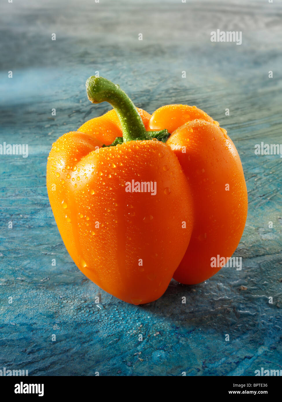 Orange bell peppers hi-res stock photography and images - Alamy